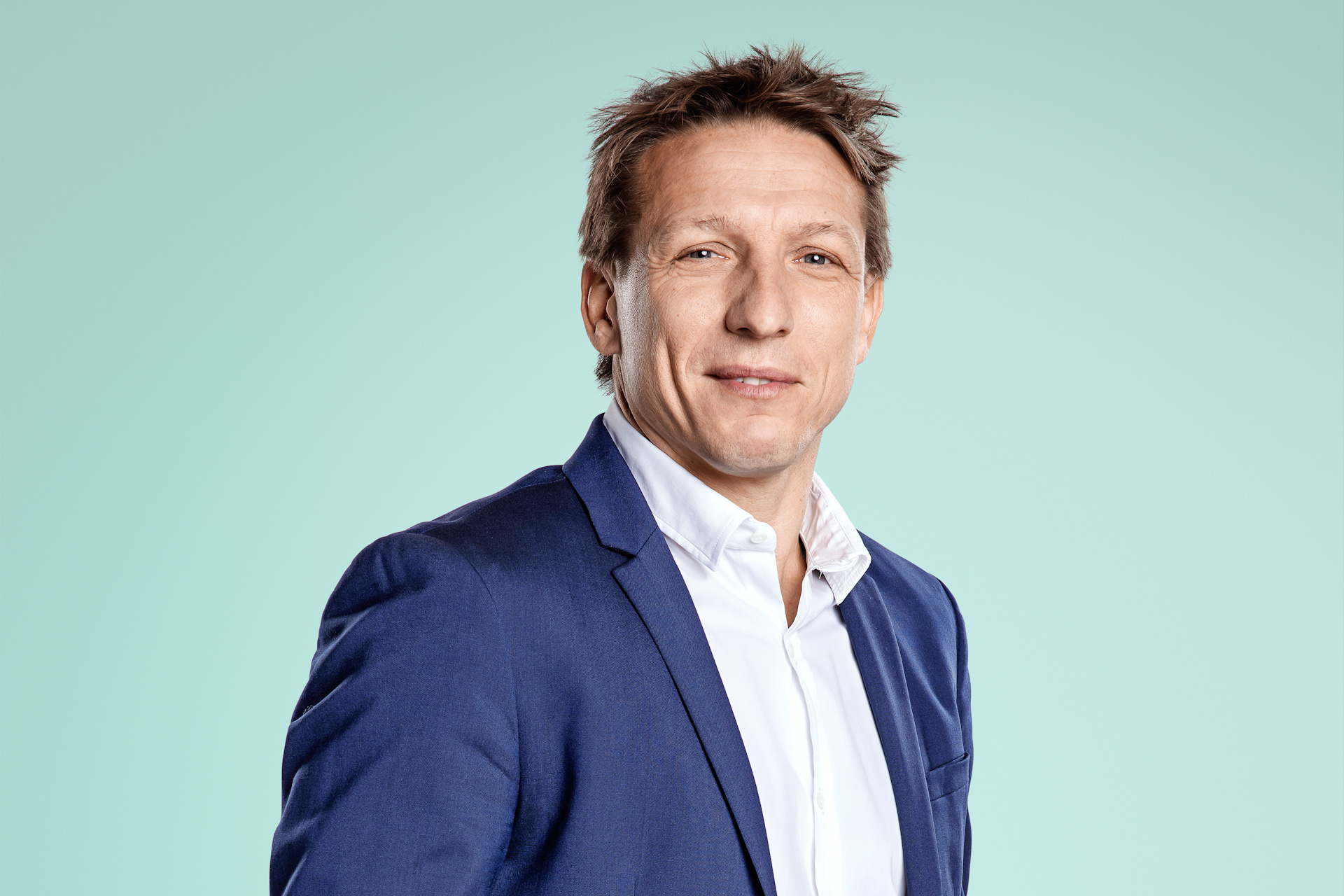 Voetbalbond zet Wesley Sonck het mes op de keel - Sport 24/7 Voetbalbond zet Wesley Sonck het mes op de keel - Sport 24/7